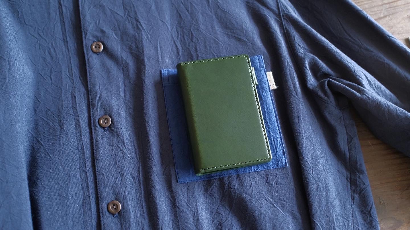 小さな手帳 〜 かたちのいと - SIRUHA（シルハ） 公式オンラインショップ｜手帳とかばん